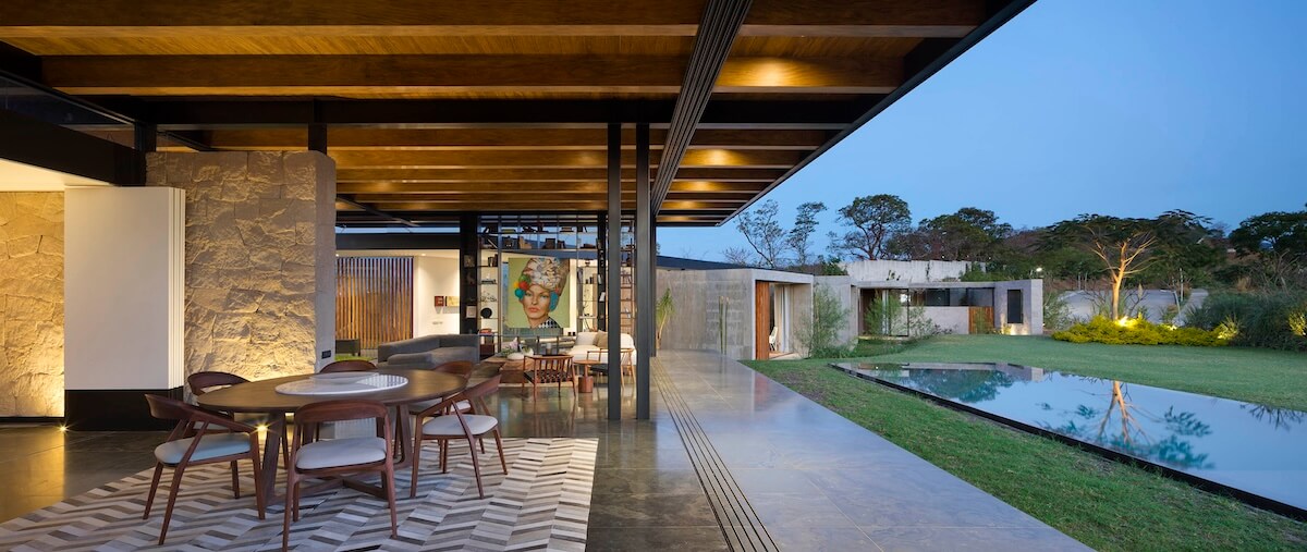 Hour house furniture store